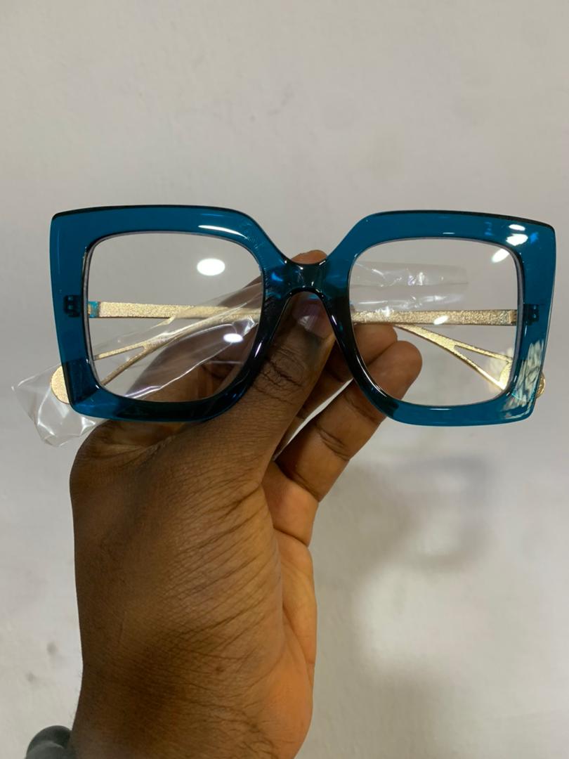 LEKKI SQUARE NERD FRAME – LolasNest